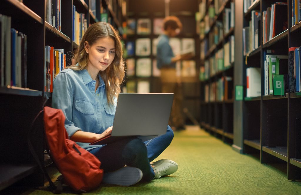10 Practical End Of Year Gifts For Students (2026)